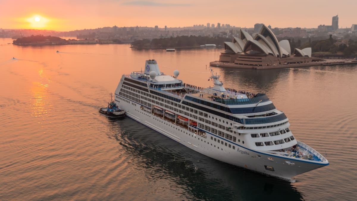 Why Are Luxury Cruises So Popular Among The Well heeled CNA Luxury why-are-luxury-cruises-so-popular-among-the-well-heeled-cna-luxury