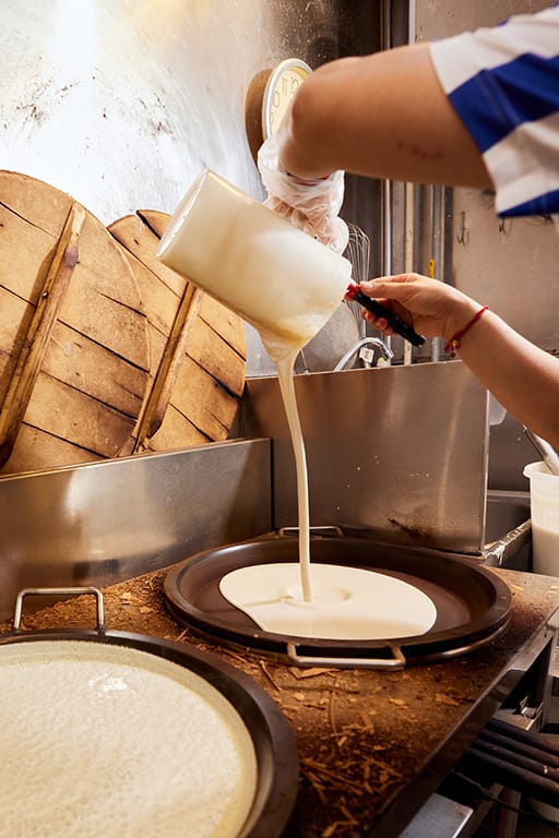Min Jiang Kueh Master: Granny’s Pancake Hawker Trained Some Of S’pore’s ...