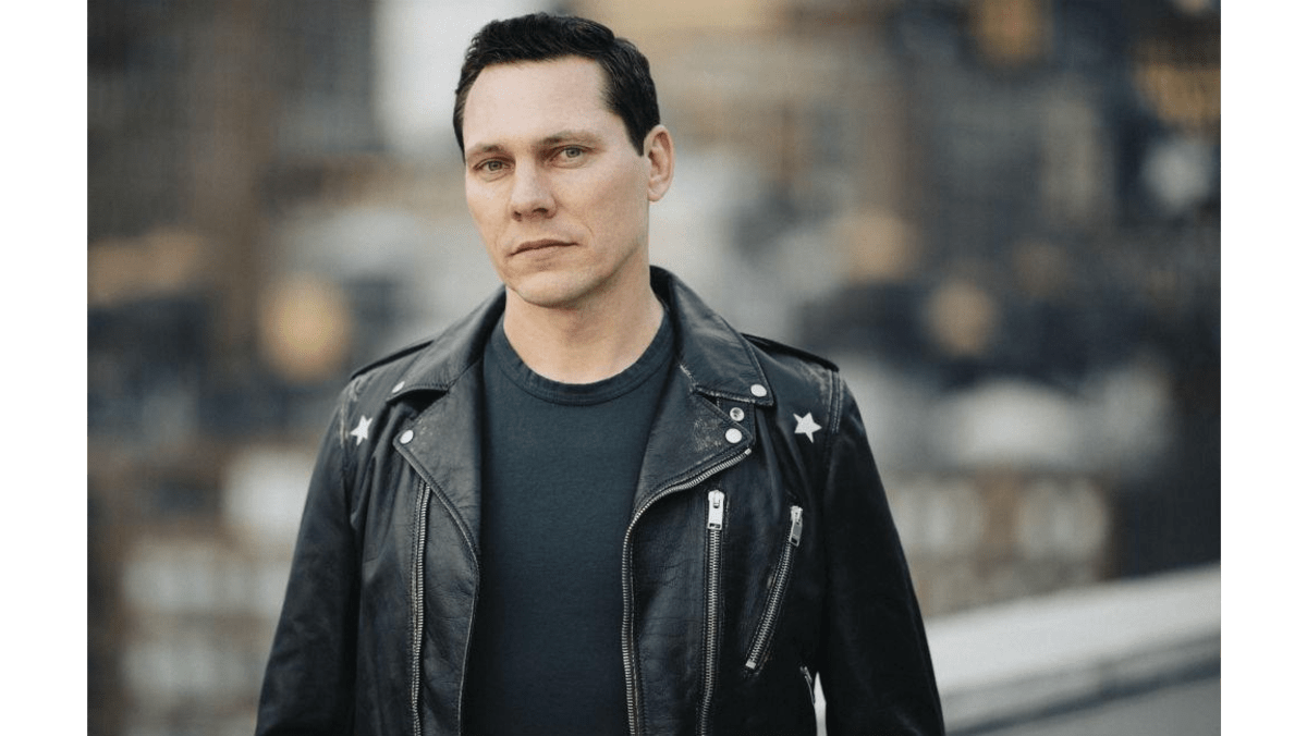 Tiesto's travel inspiration - 8days
