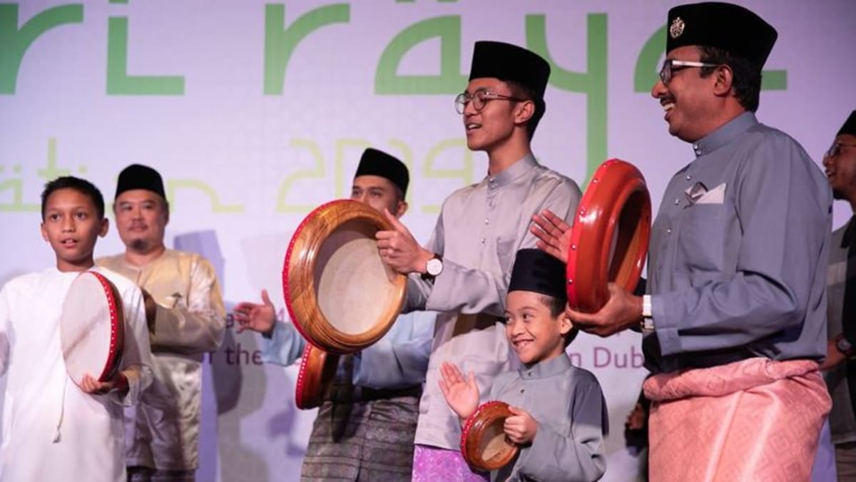 400 rakyat S'pura Hari Raya di Dubai dalam 'suasana kampung' - BERITA ...