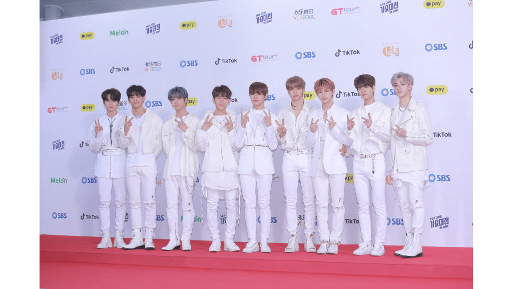 2018 SBS Gayo Daejeon red carpet - 8days