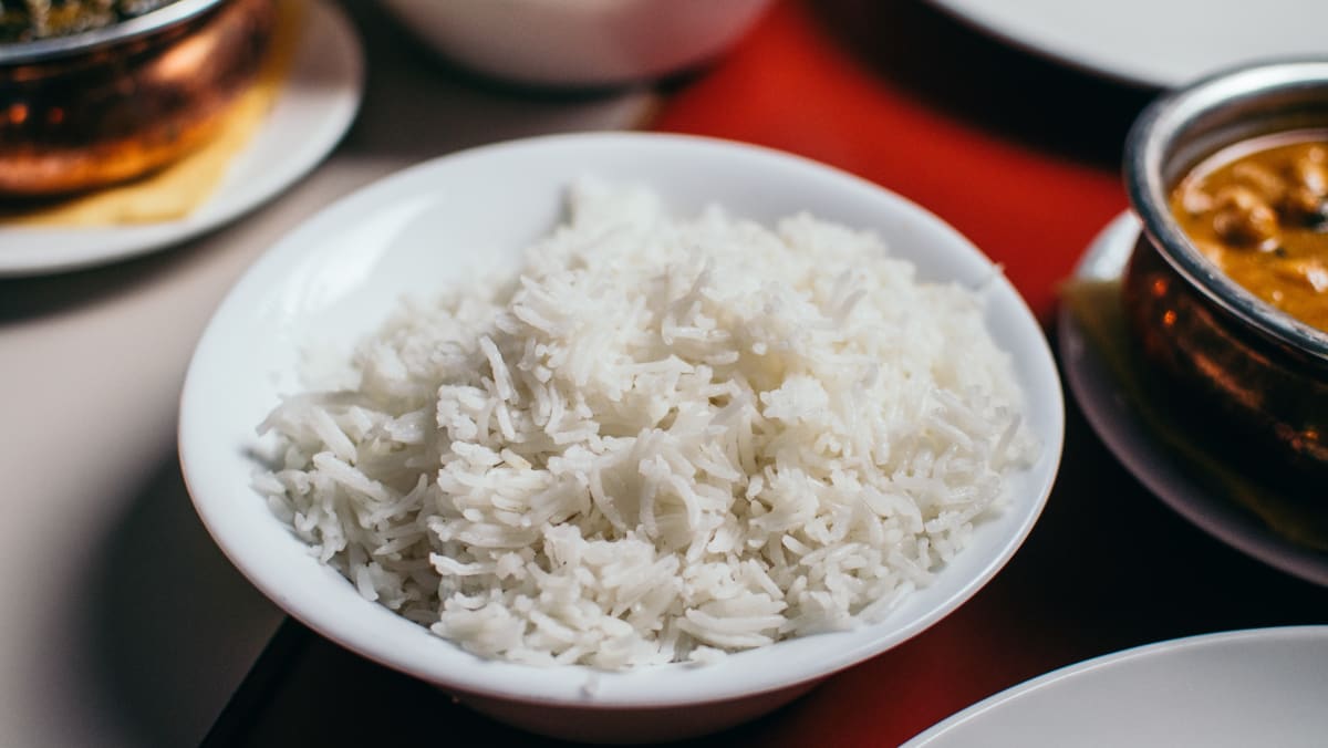 Japanese study suggests that eating more rice could help fight obesity ...