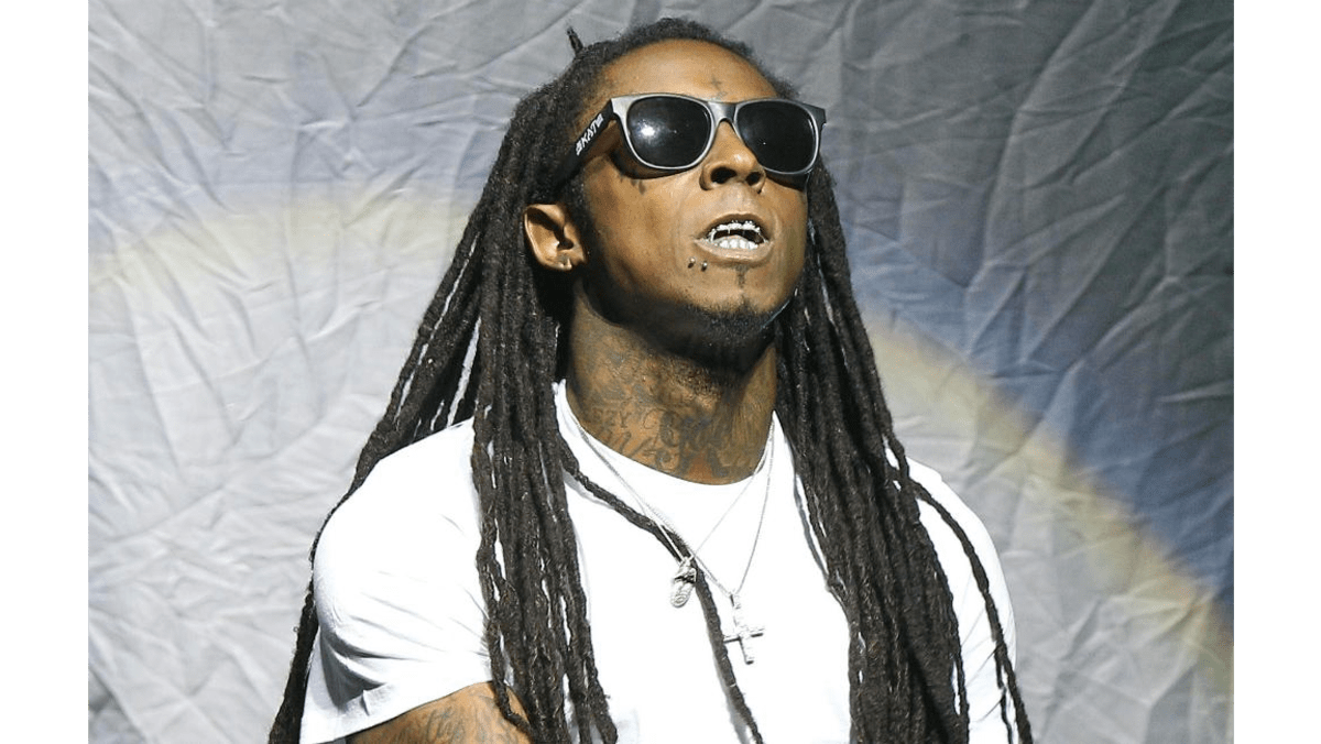 Lil Wayne suffers seizures - 8days