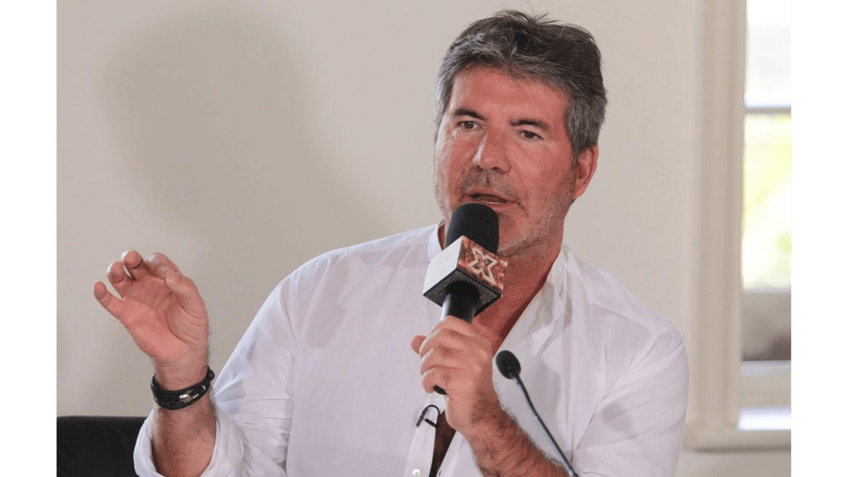 Simon Cowell goes vegan - 8days Simon Cowell goes vegan - 8days