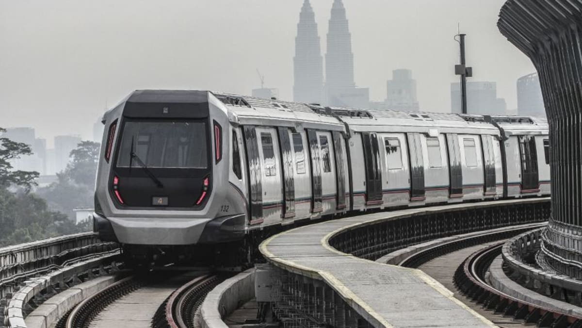 Still in trial period, Klang Valley MRT breaks million-rider mark - TODAY