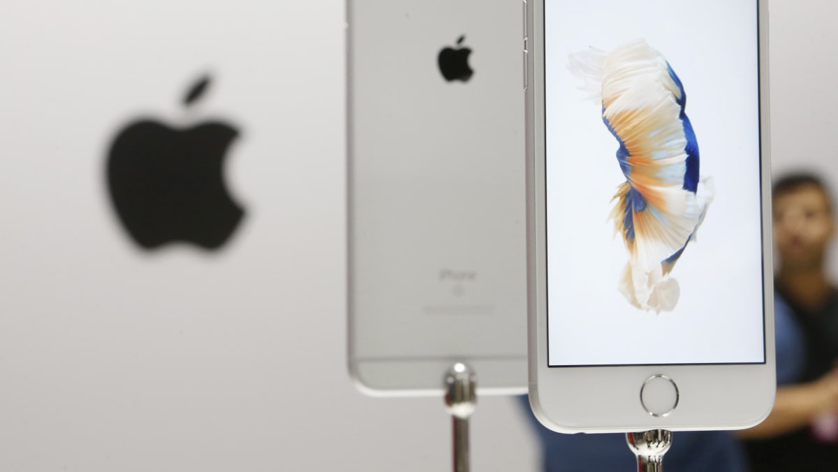 New iPhone is smaller in size and ambition - TODAY