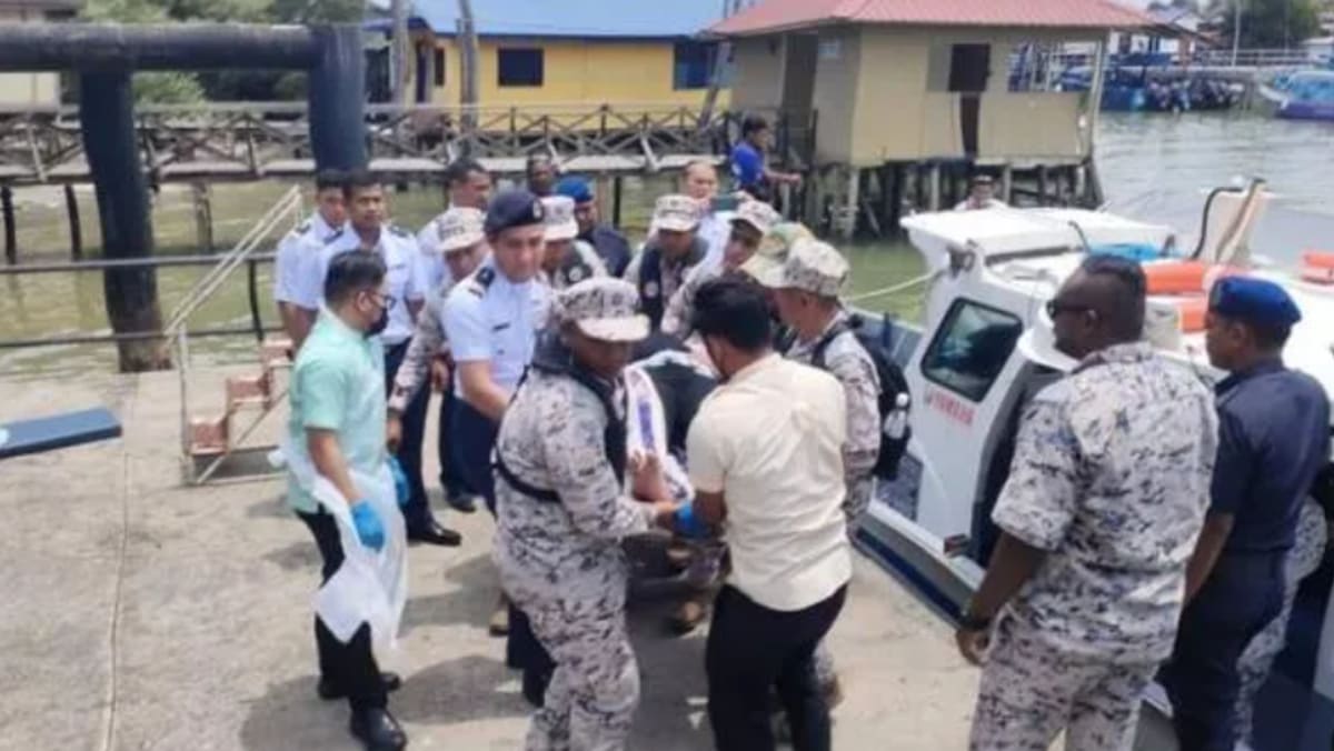 10 orang cedera akibat bot penumpang meletup di Mersing - BERITA Mediacorp