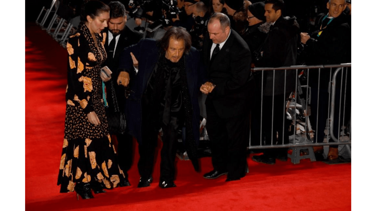Al Pacino suffers fall on BAFTAs red carpet - 8days