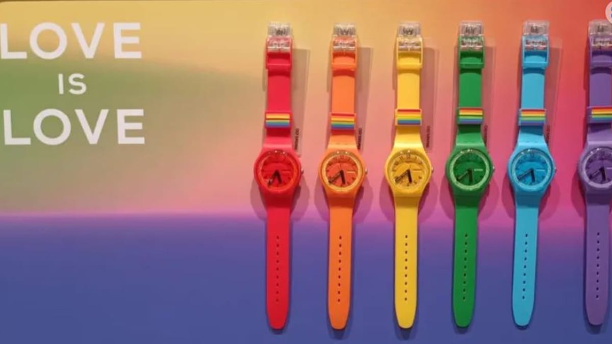 Jam tangan Swatch dirampas Kementerian Dalam Negeri M'sia tertera huruf ...