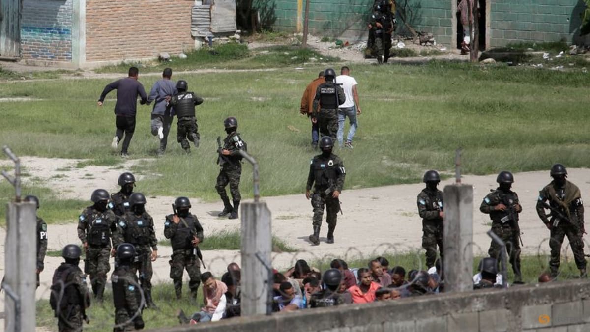 Honduras military takes over prisons after dozens die in riot - TODAY