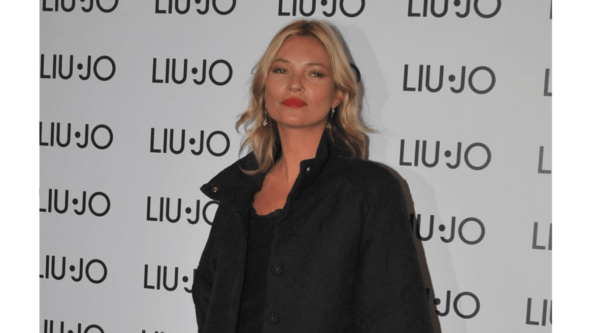 New Book Offer Glimpse Into Kate Moss Partying Lifestyle 8days