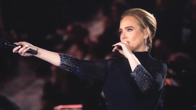 还没到狮城开唱 Adele宣布无限期暂别歌坛 - vibes by 8world