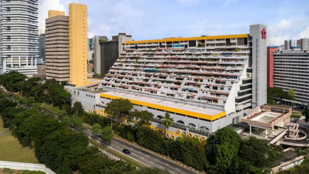 Conserved building Golden Mile Complex sold en bloc for S$700 million ...