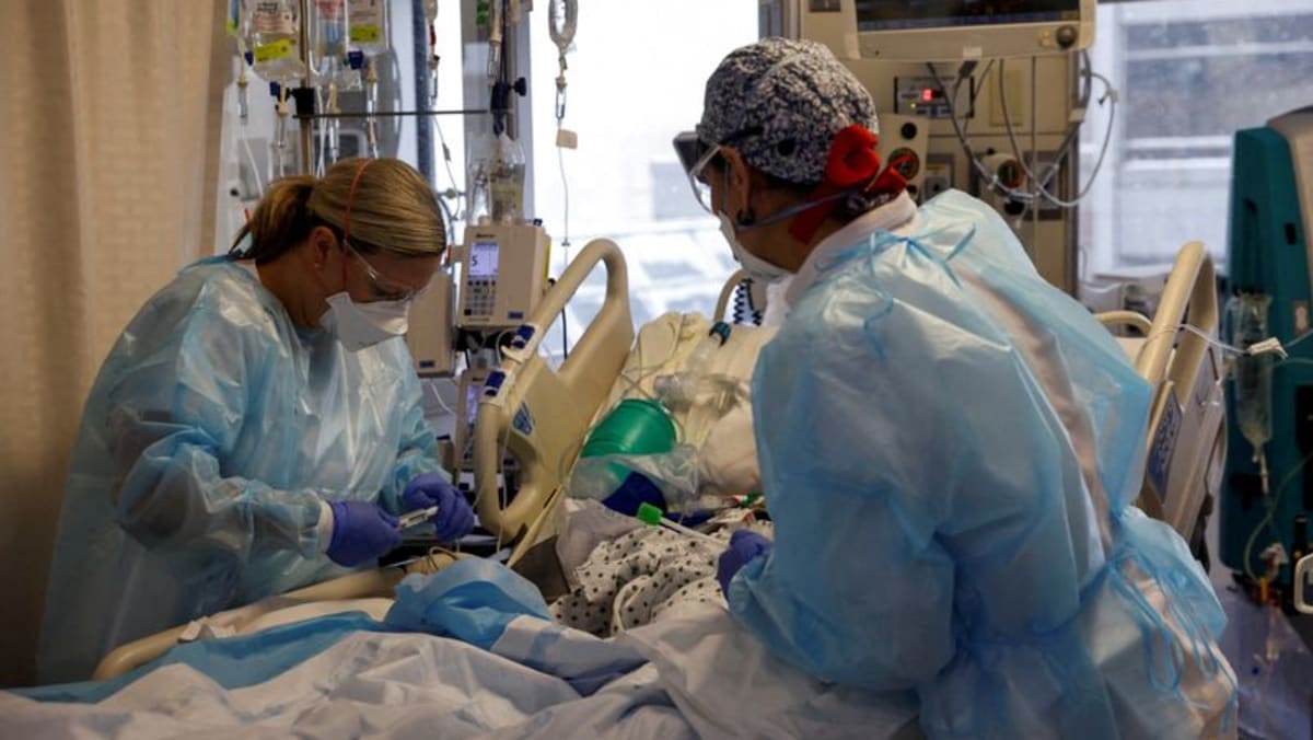 1,000 military health workers to deploy to US hospitals: White House - CNA