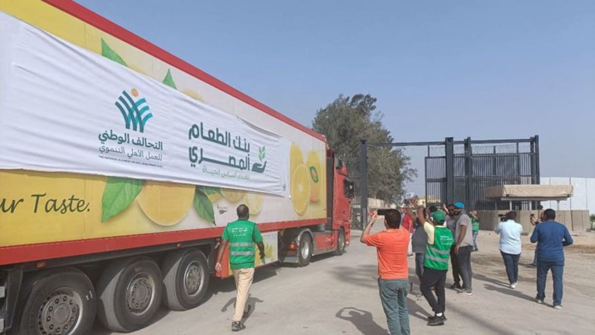 UN food chief criticises strict Rafah crossing checks for limiting Gaza ... UN food chief criticises strict Rafah crossing checks for limiting Gaza ...