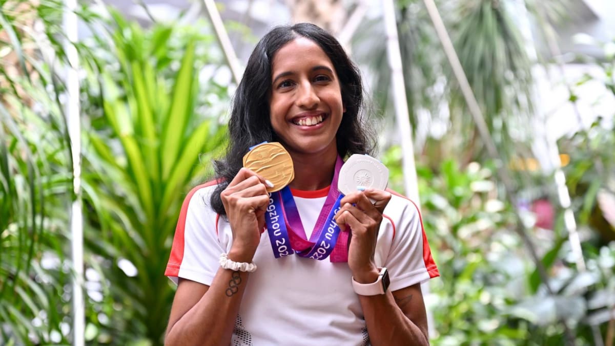 'I had goosebumps': Supporters show up at Changi Airport to welcome ...