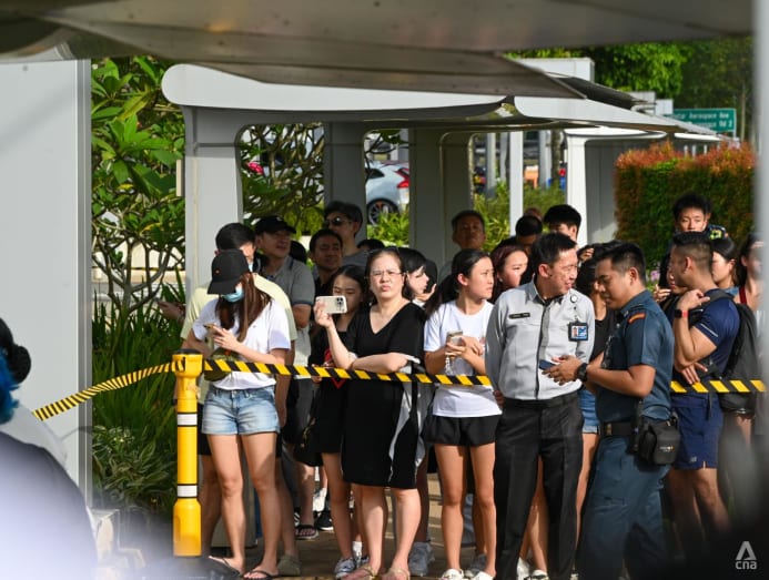 Taylor Swift lands in Singapore for her 6 sold-out Eras Tour concerts ...