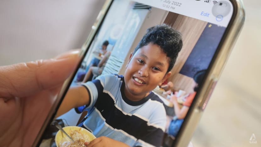 Meet the Filipino helper who takes care of kids in Singapore while her ...