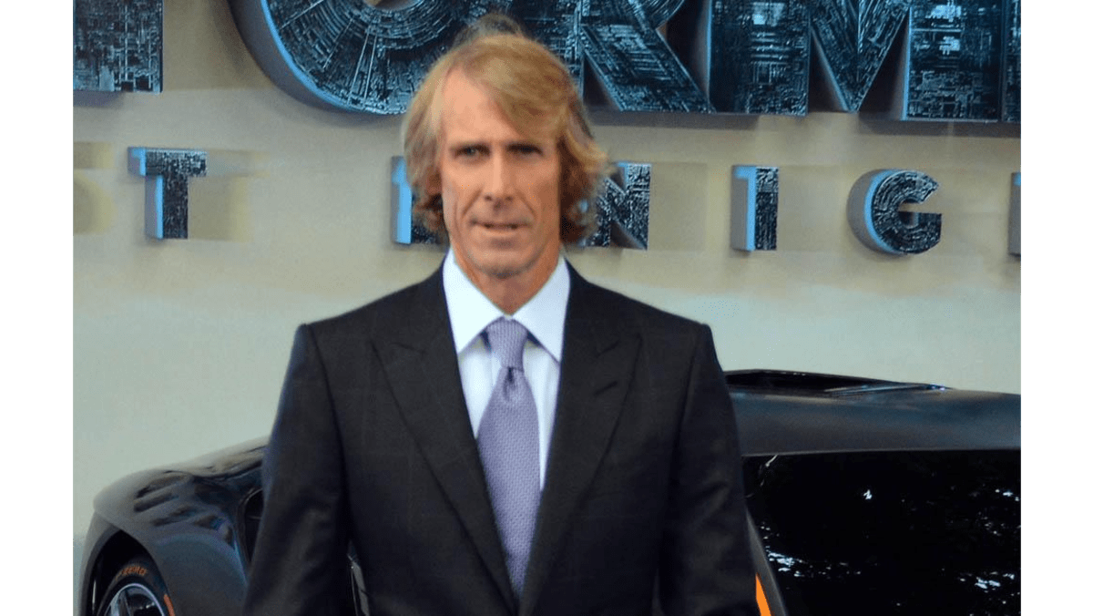 Michael Bay 'set to direct Black 5' - 8days