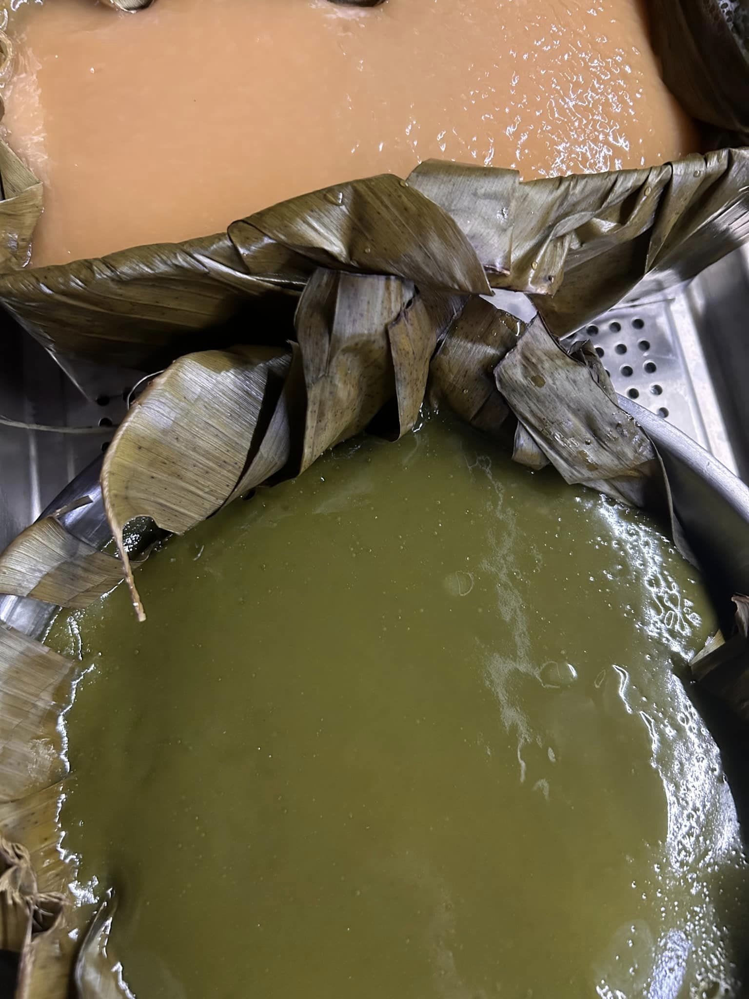 ‘Waffle Aunty’ Sells Viral Smiling Egglettes From Home, Has Mobile ...