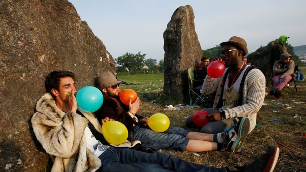 Ballooning use of laughing gas in Europe is no joke, drugs agency says ...
