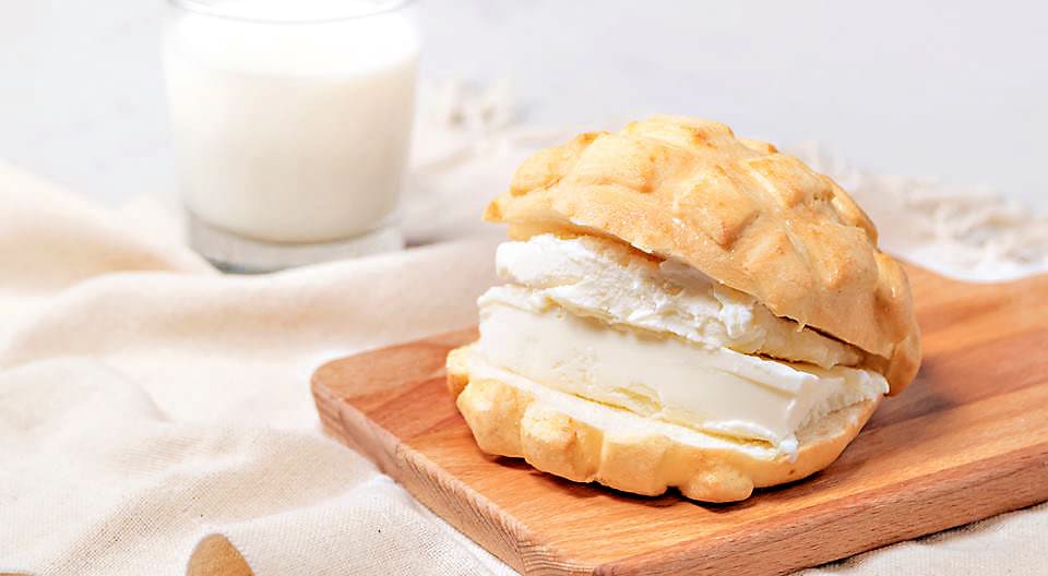 This Gelato Melon Bun And Mango Toast Will Make Your Weekend Sweeter ...
