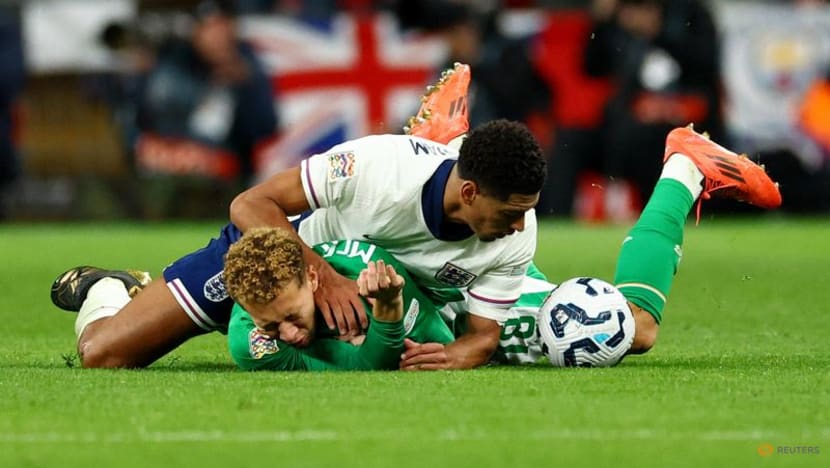 England thrash Ireland with second-half goal rush - CNA