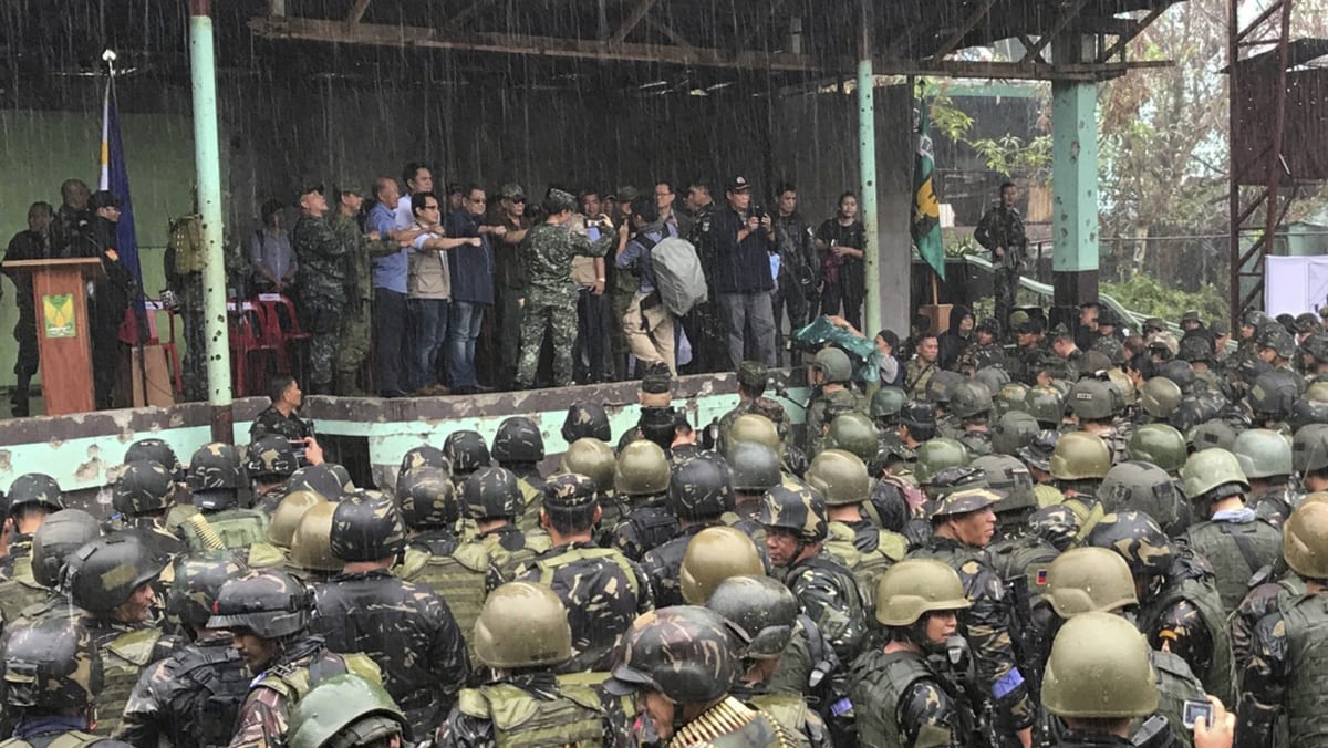 Philippines’ Duterte declares Marawi liberated but analysts urge ... Philippines’ Duterte declares Marawi liberated but analysts urge ...