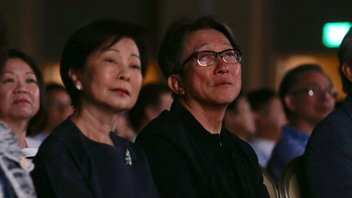 Laughter, then tears, as former Manpower Minister Lim Swee Say gets ...