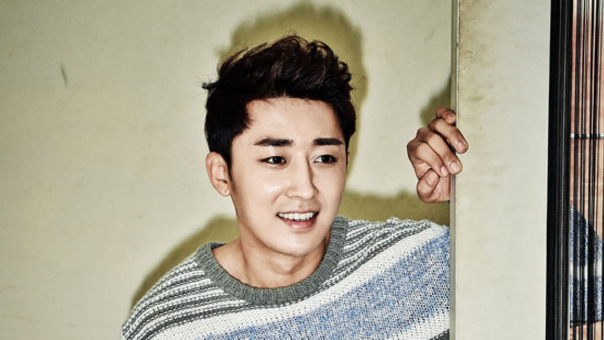 Son Ho Jun Says U-Know Yunho′s Enlistment Makes Him Sad - 8days