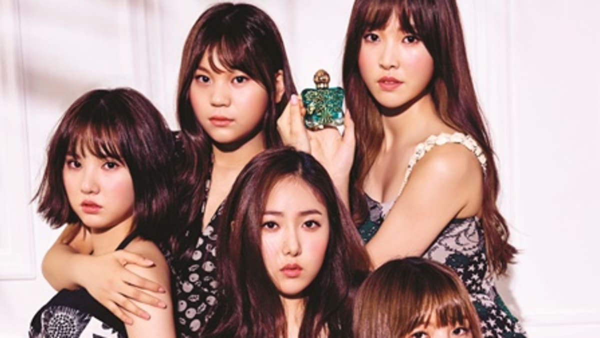 GFriend Releases Beauty Photo Spread Through ′CeCi′ - 8days
