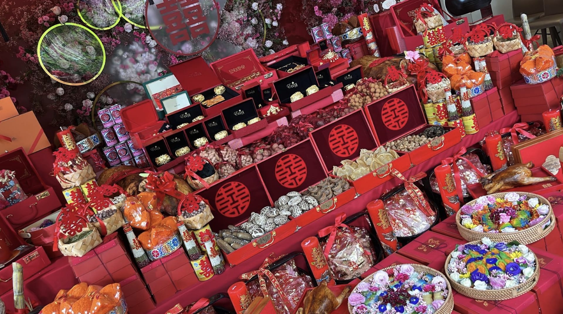Bride-To-Be Kim Lim’s Guo Da Li Ceremony Had $2mil Worth Of Gifts ...