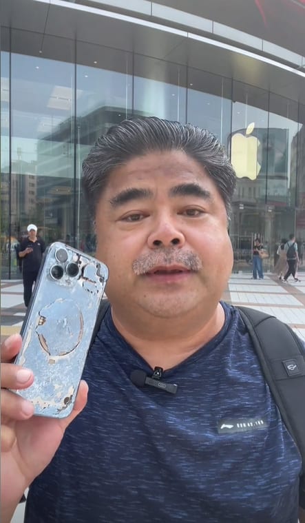 Chinese Actor Liu Jin Smashes iPhone In Front Of Apple Store Due To S$1 ...