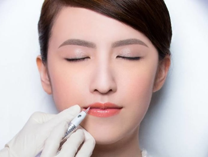 Beyond eyebrows: You can now get foundation 'tattooed' on your face ...