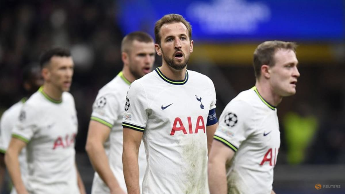 Soccer-Billionaire Najafi set to launch US$3.75bn takeover bid for ...