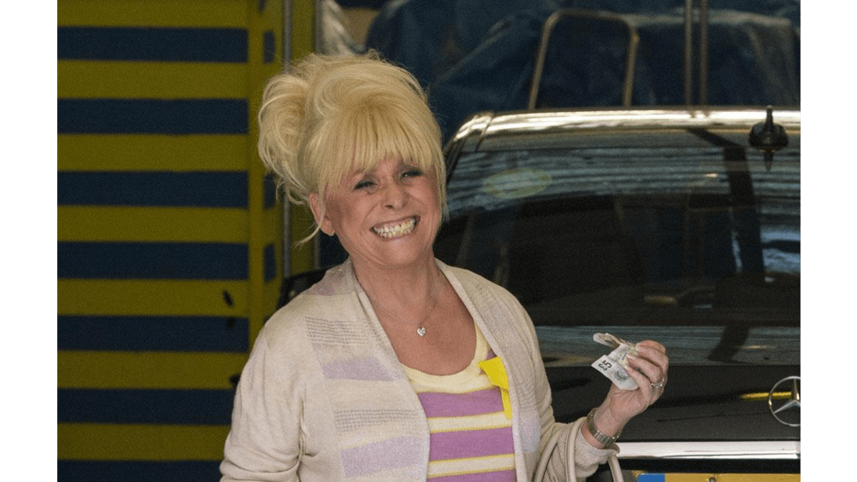 Dame Barbara Windsor is 'fighting fit' - 8days