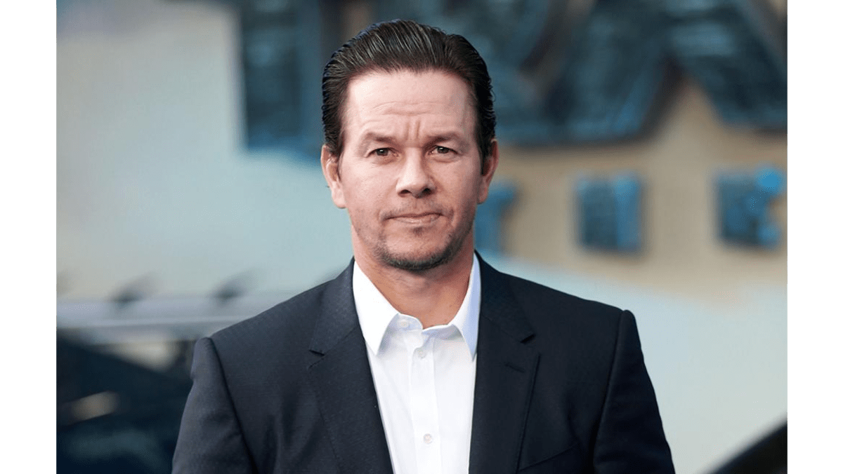 Mark Wahlberg launches car dealership with Chevrolet - 8days