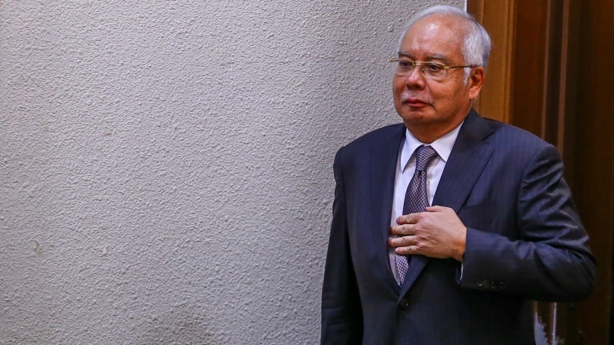I didn’t take selfie, Najib tells court - TODAY