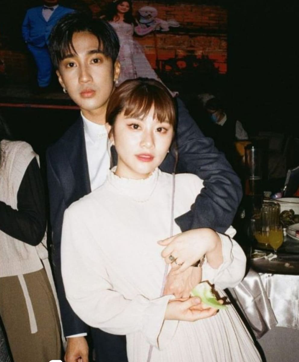 Fans Of Taiwanese Rapper Shou Throw Their Bras At Him At Recent Gig - 8days