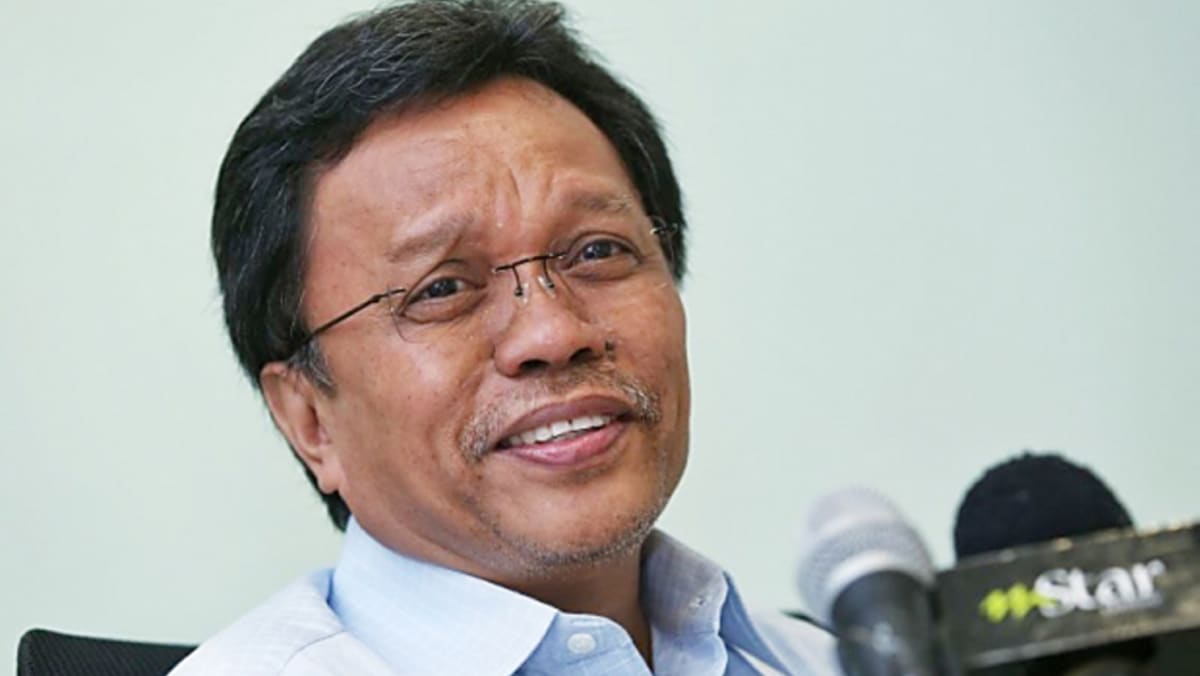 Ex-Umno VP Shafie Apdal moves to take over Sabah party - TODAY Ex-Umno VP Shafie Apdal moves to take over Sabah party - TODAY