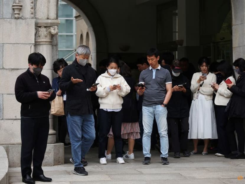South Koreans Tap Cash giving Apps To Help Offset Rising Living Costs South Koreans Tap Cash giving Apps To Help Offset Rising Living Costs