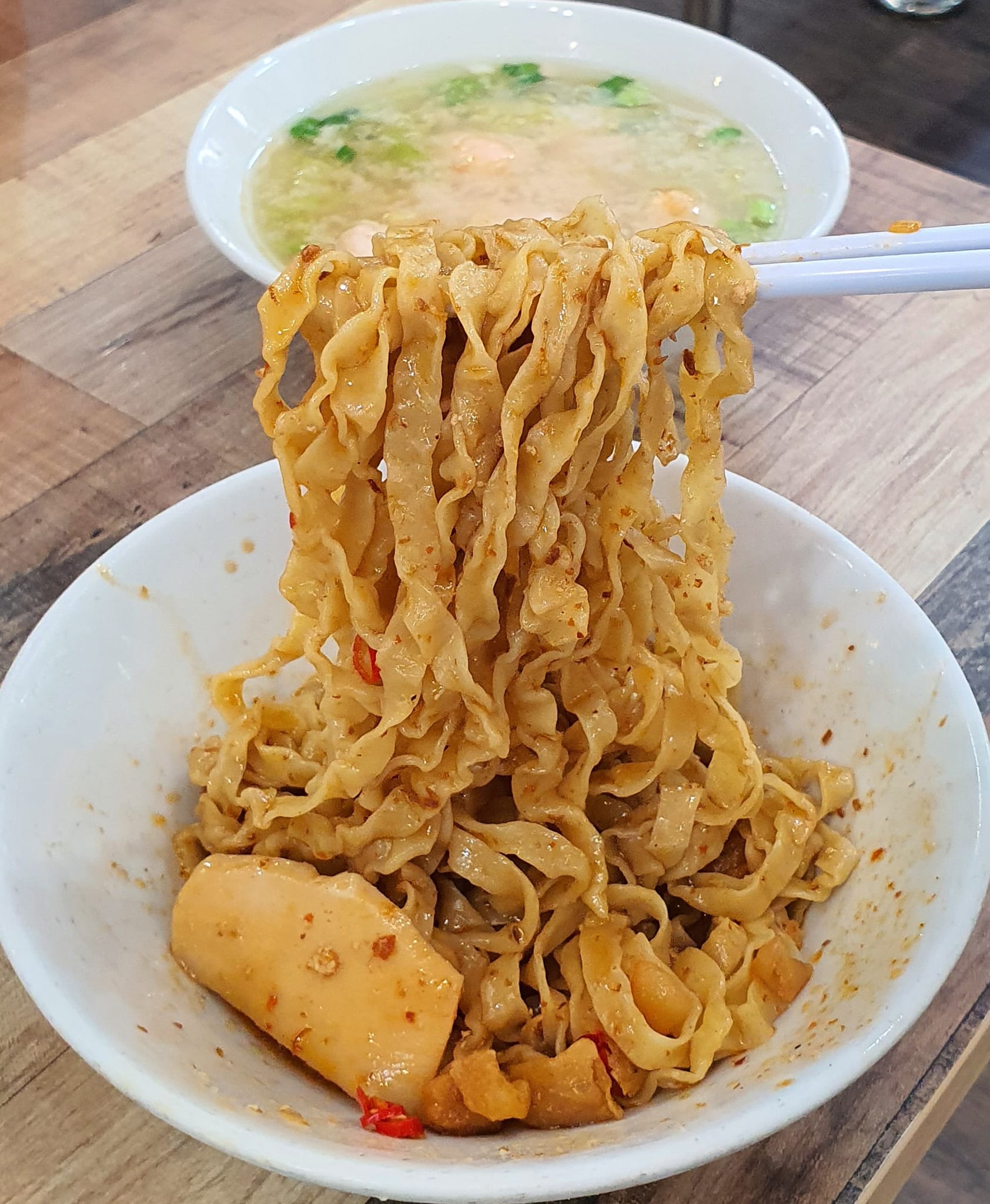 Ah Hoe Mee Pok Customer, 27, Is Now Its New Hawker-Owner - 8days