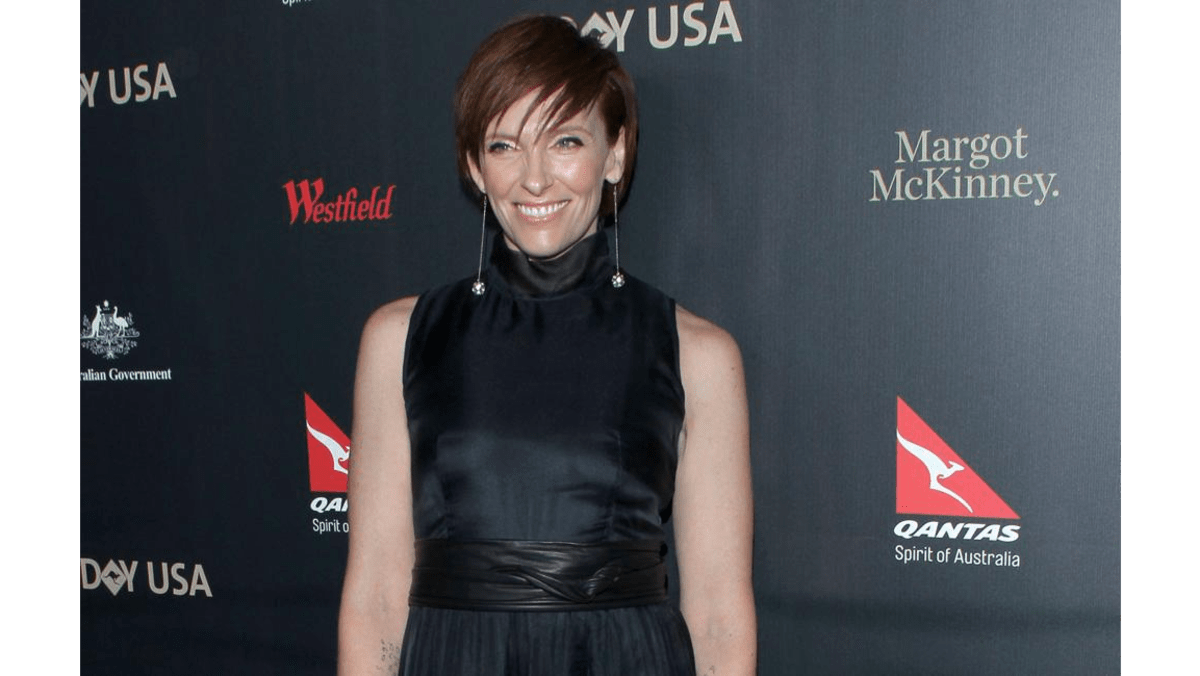 Toni Collette wants to work with Ann Dowd - 8days