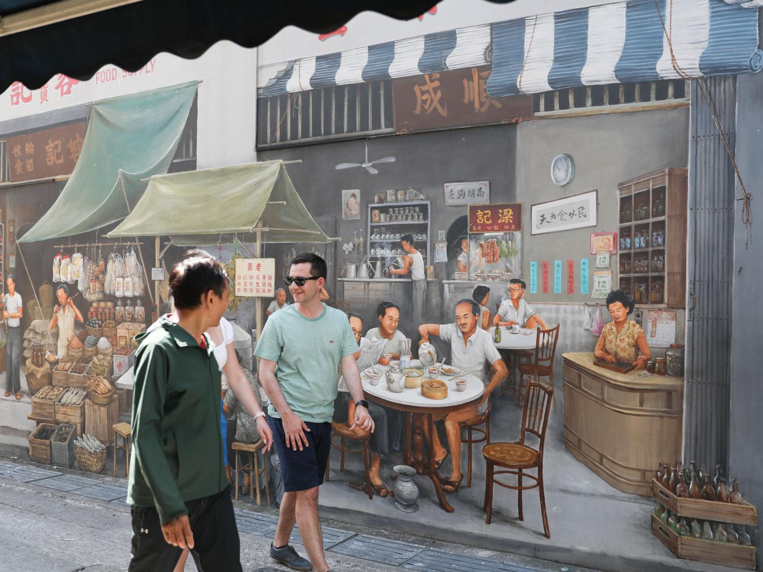 'Art meant for everyone': S'pore's mural artists muse on why they brave ...