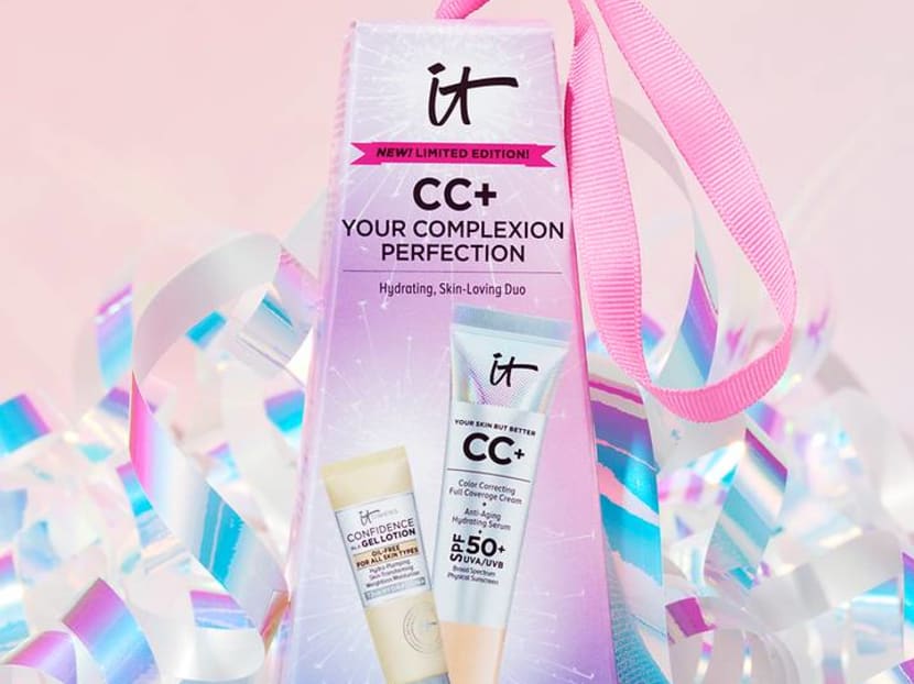 13 Festive Skincare & Makeup Sets We Really, Really Want This Christmas ...