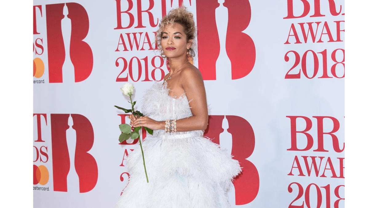 Rita Ora gets flirty DMs every hour - 8 Days