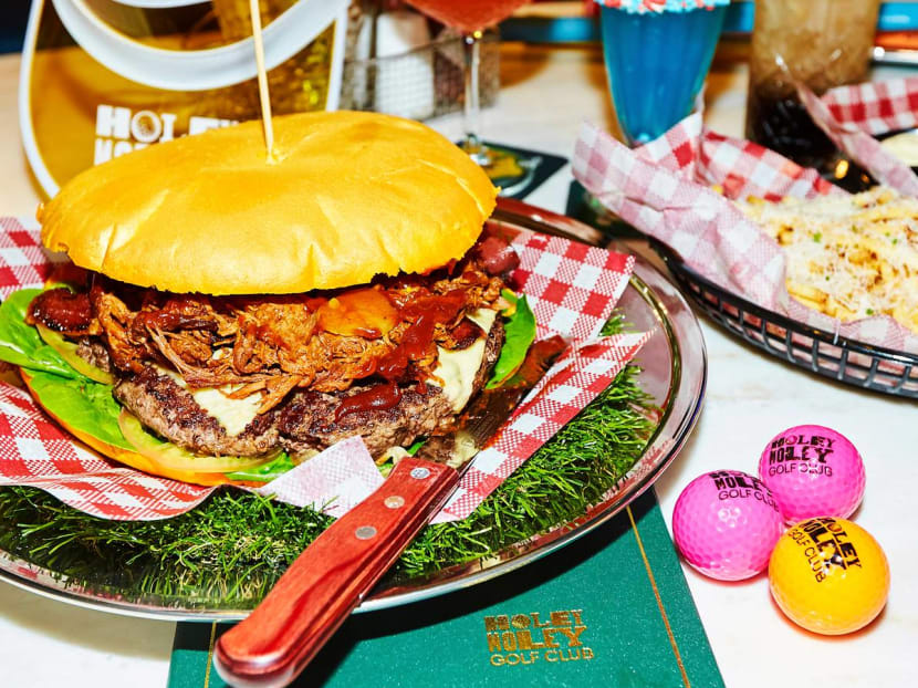 Tee Off Till 2am At Singapore’s First Mini Golf Bar At Clarke Quay ...