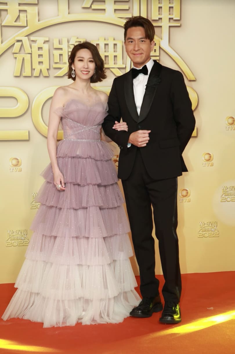 What The Stars Wore To The 2022 TVB Anniversary Awards - 8days