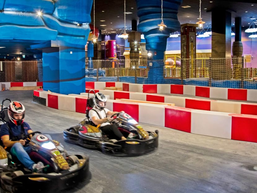 There’s A Giant Slingshot Ride At The World’s First Angry Birds Theme ...