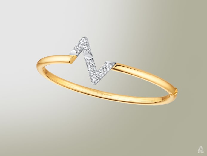 9 buy-now-wear-forever gold bangles to level up your style game - CNA ...